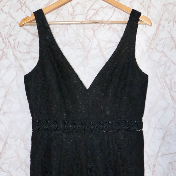 Bardot | Dresses | Bardot Fiona Trumpethem Sheath Lace Midi Dress ...